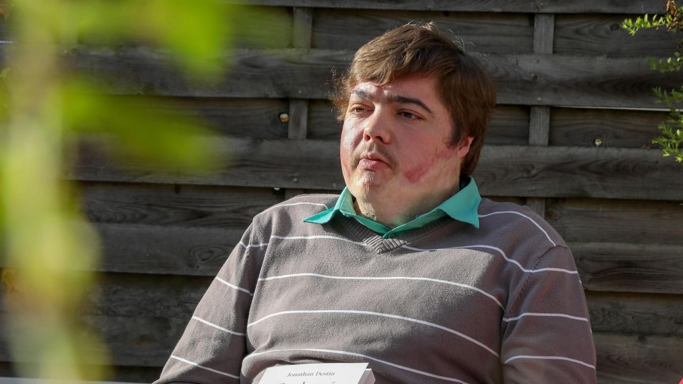 Décès de Jonathan Destin : TF1 lui rend hommage - 26/08/2022 - Wéo