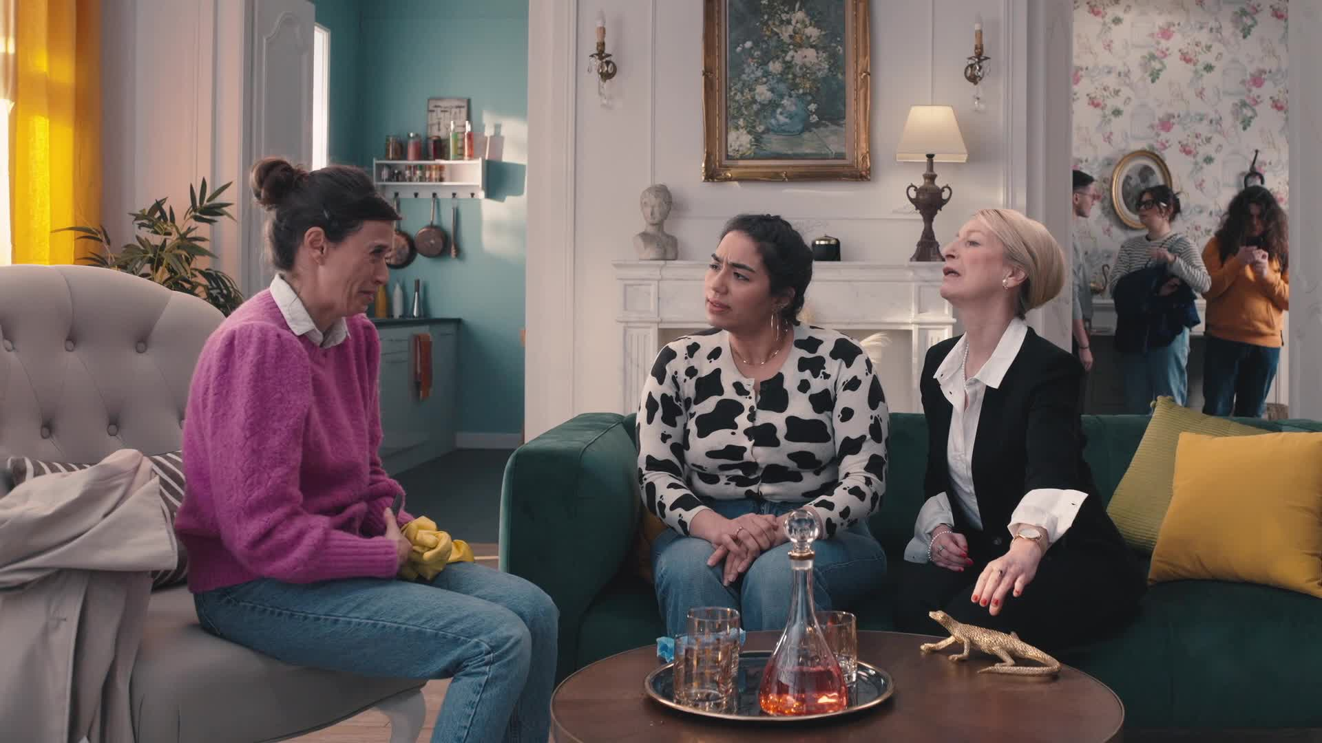 Coloc'Girls - Episode 2 : La Coloc' recrute - 14/03/2023 - Vidéo Wéo