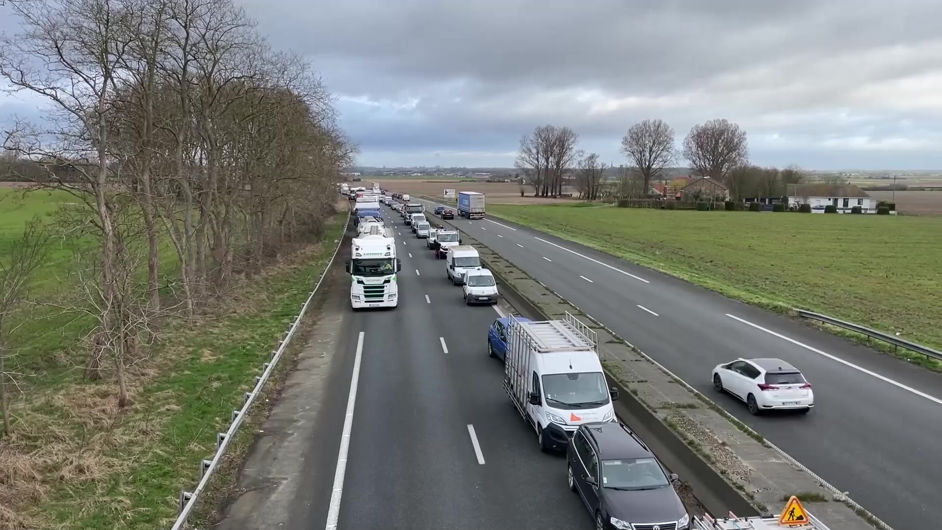 Un accident sur l'A25 à hauteur de Quaëdypre provoque des bouchons sur ...